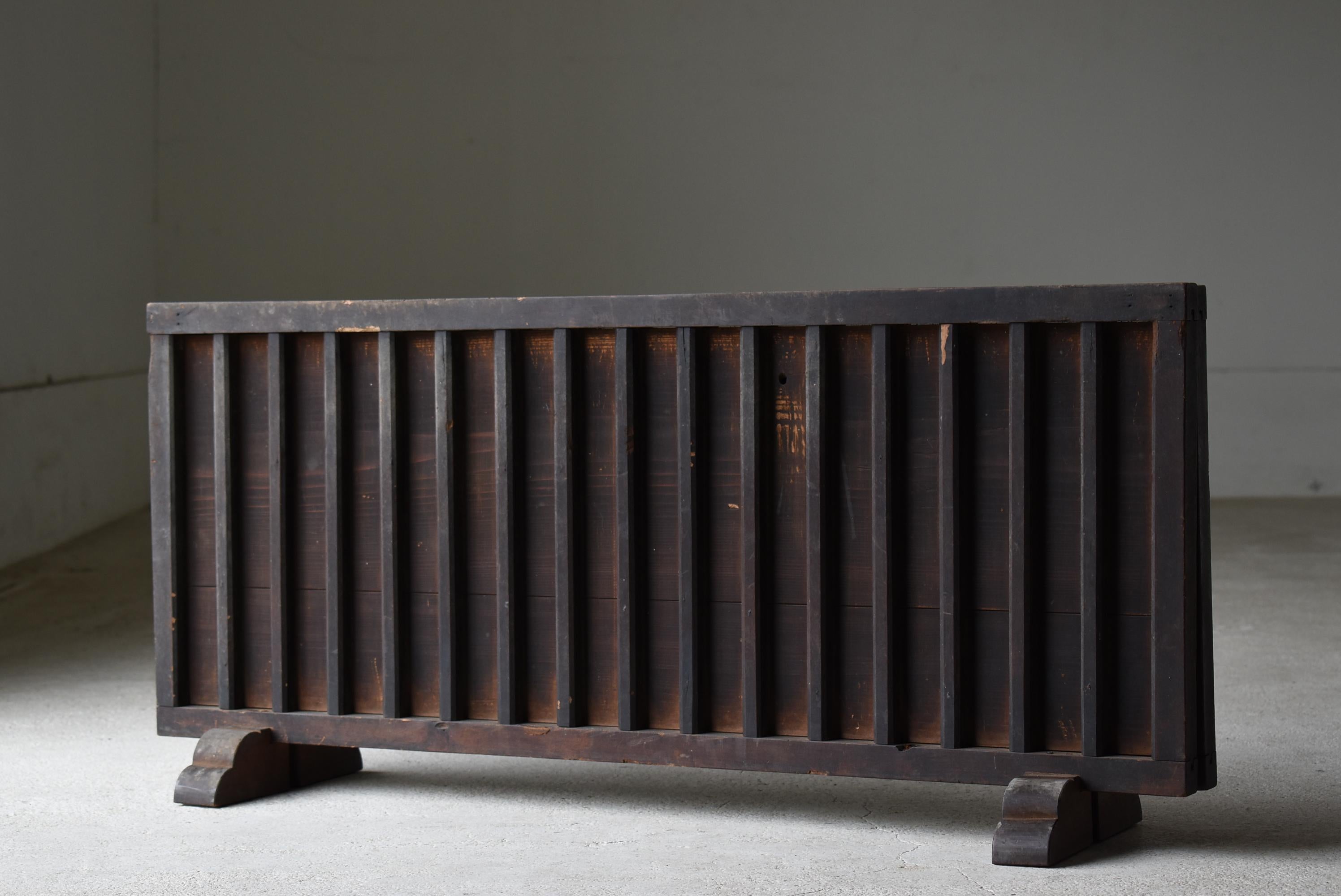 Japanese Antique Low Partition "結界" 1860s-1900s / Wabi Sabi For Sale at ...