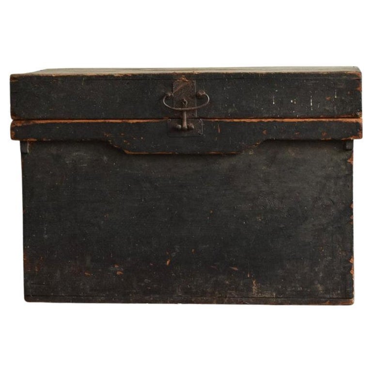 Japanese Antique Special Black Wooden Box / 1800-1900 / Exhibition ...