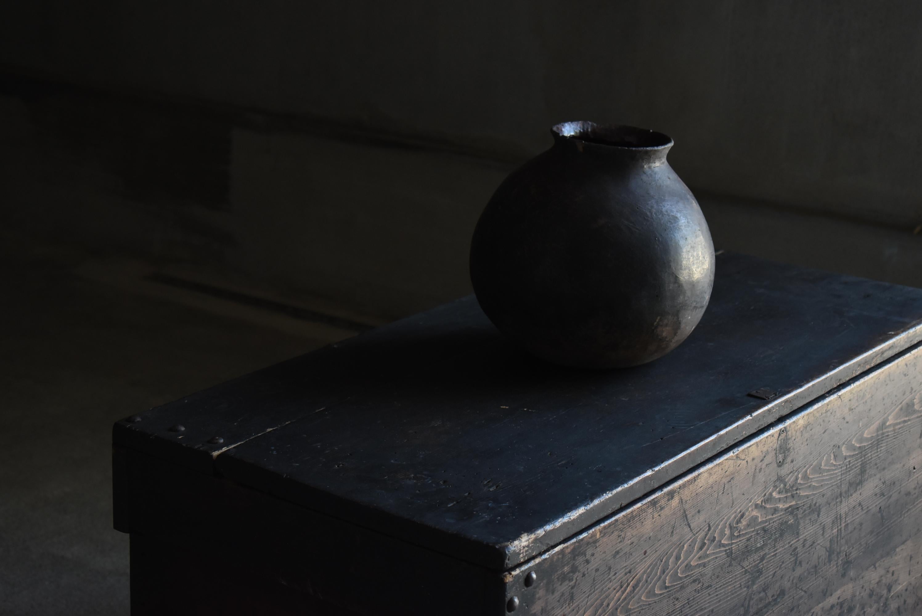 Japanese Antique Storage Box 1860s-1900s / Tansu Sofa Table Wabisabi at ...