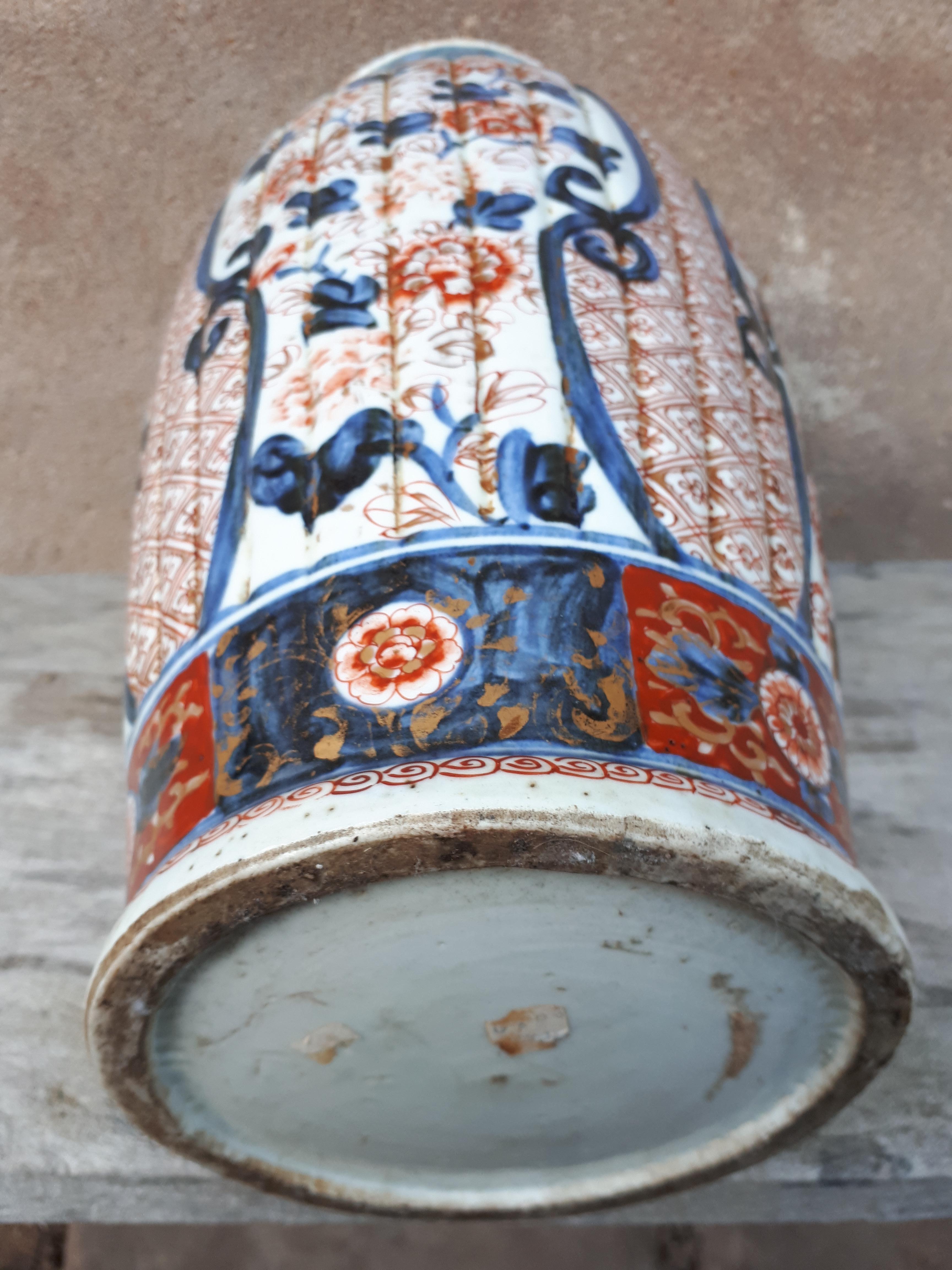 Japanese Arita Porcelain Vase with Imari Decoration, Japan Edo Period ...