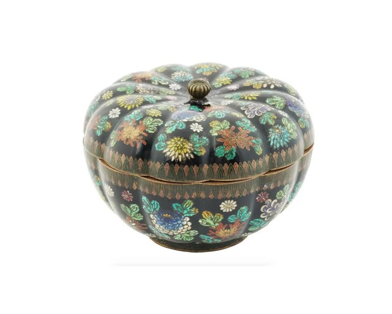 Japanese Cloisonne Enamel Lobulated Trinket Box For Sale at 1stDibs