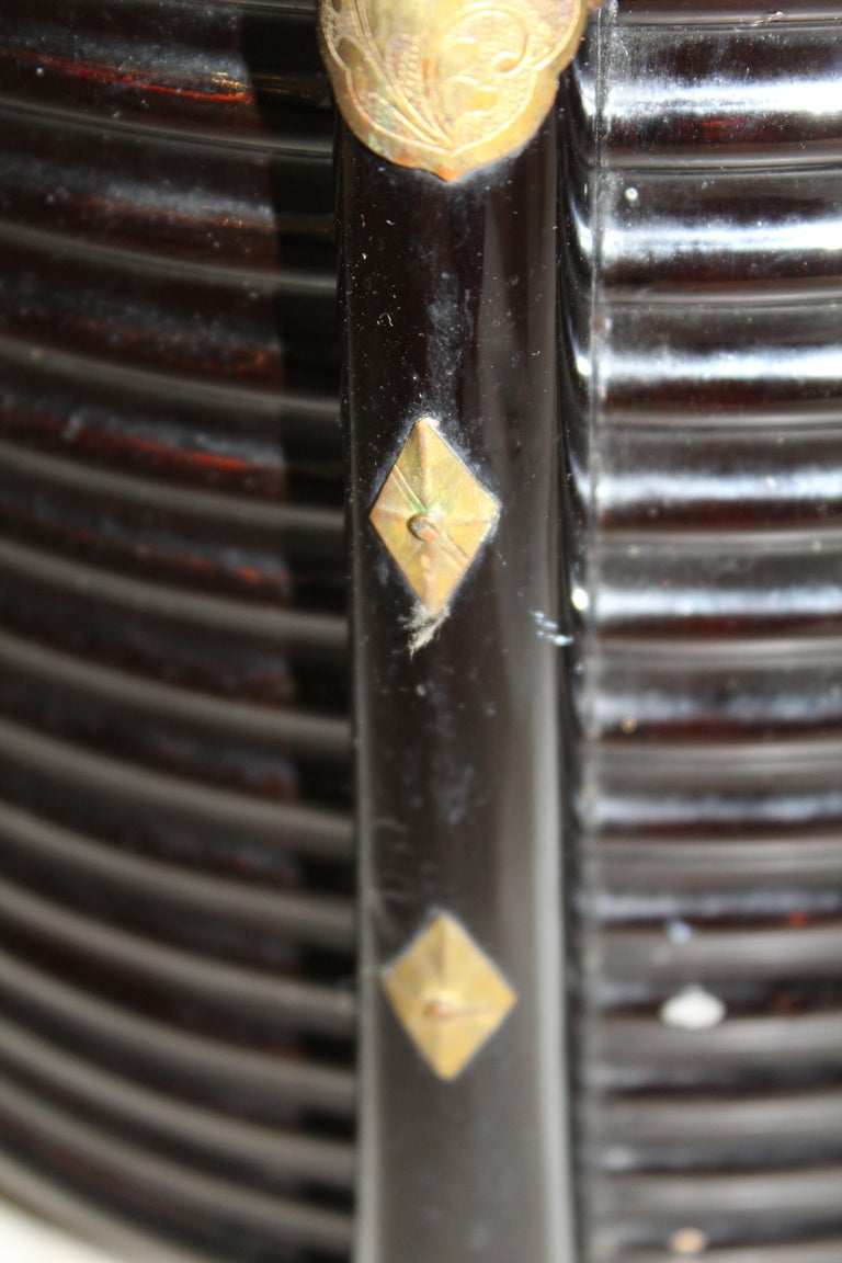 Japanese Edo Period Black Lacquer 'Hokai' Box And Cover For Sale at 1stDibs