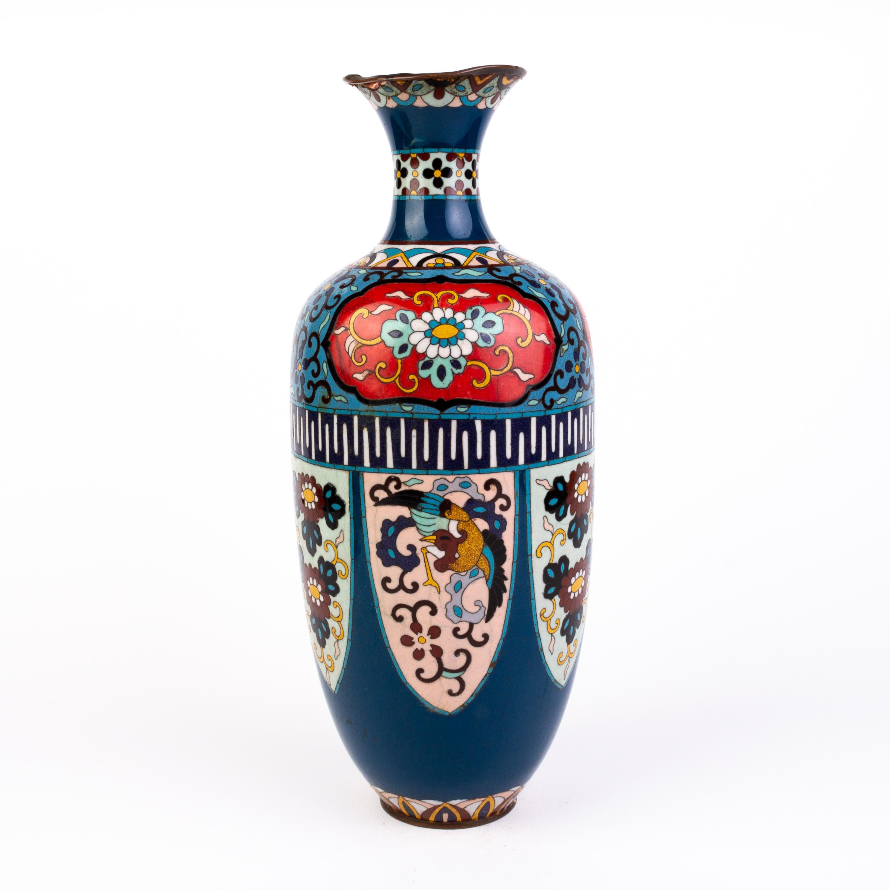 Japanese Enamel Cloisonne Vase Meiji 19th Century For Sale at 1stDibs