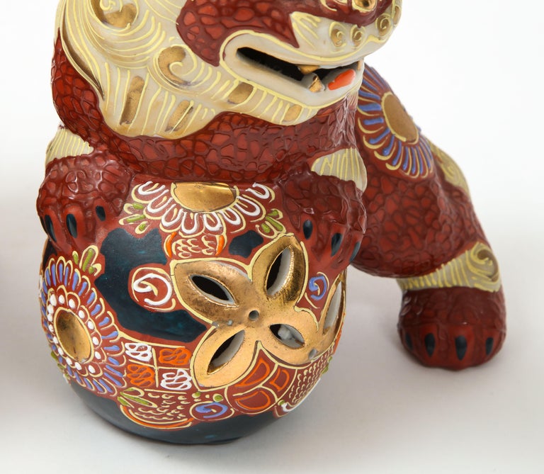 Japanese Export Porcelain Foo Dogs For Sale at 1stDibs