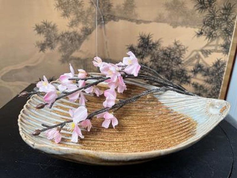 Japanese Fine Antique Hand Painted "Sea Shell" Bowl, Signed Box at 1stDibs