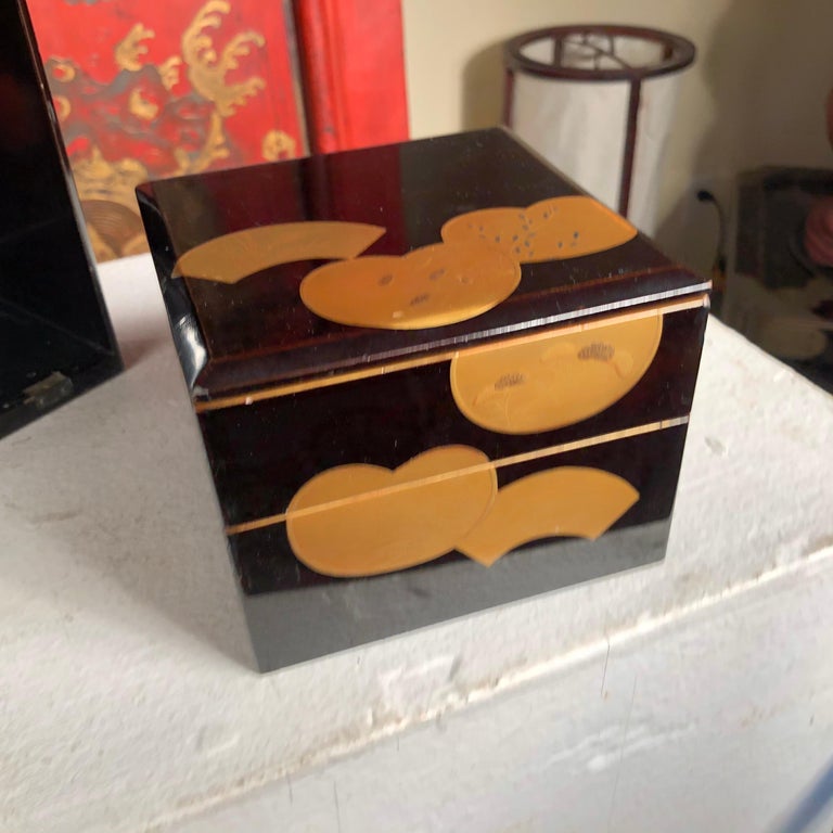 Japanese Fine Black Gold Lacquer Bento Box at 1stDibs