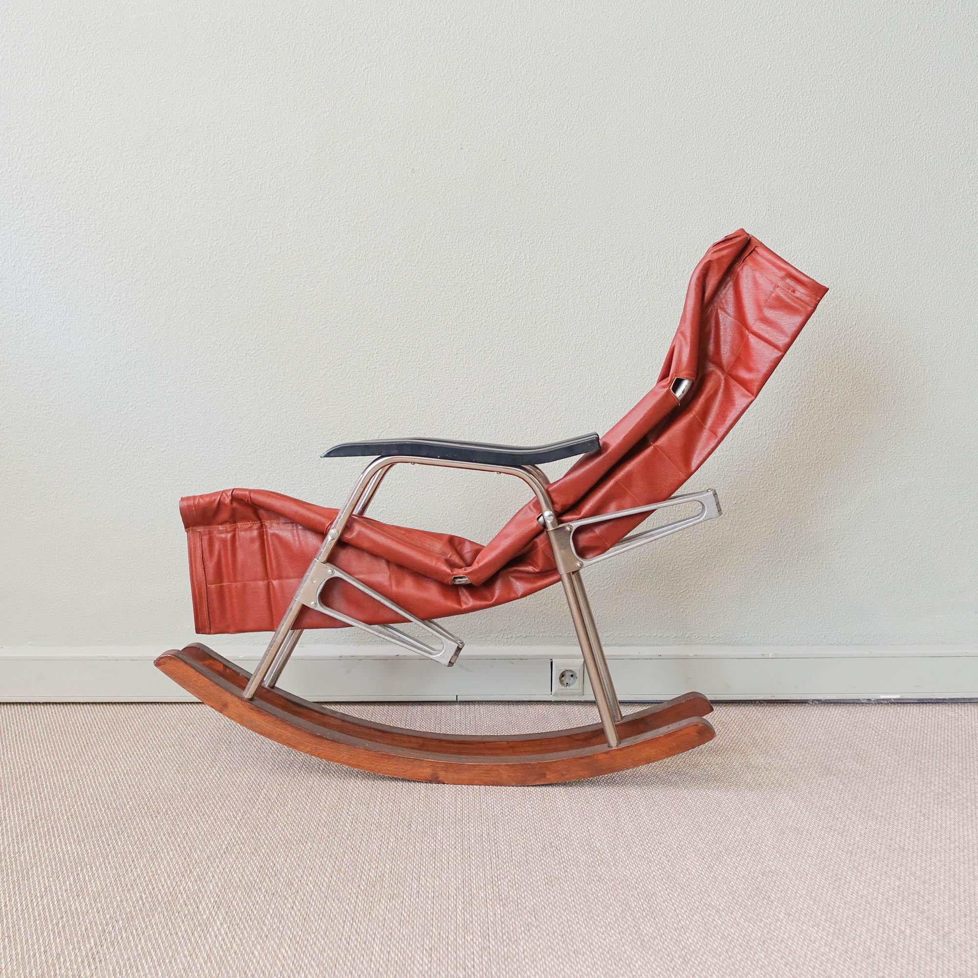 Japanese Foldable Rocking Chair by Takeshi Nii, 1950's at 1stDibs