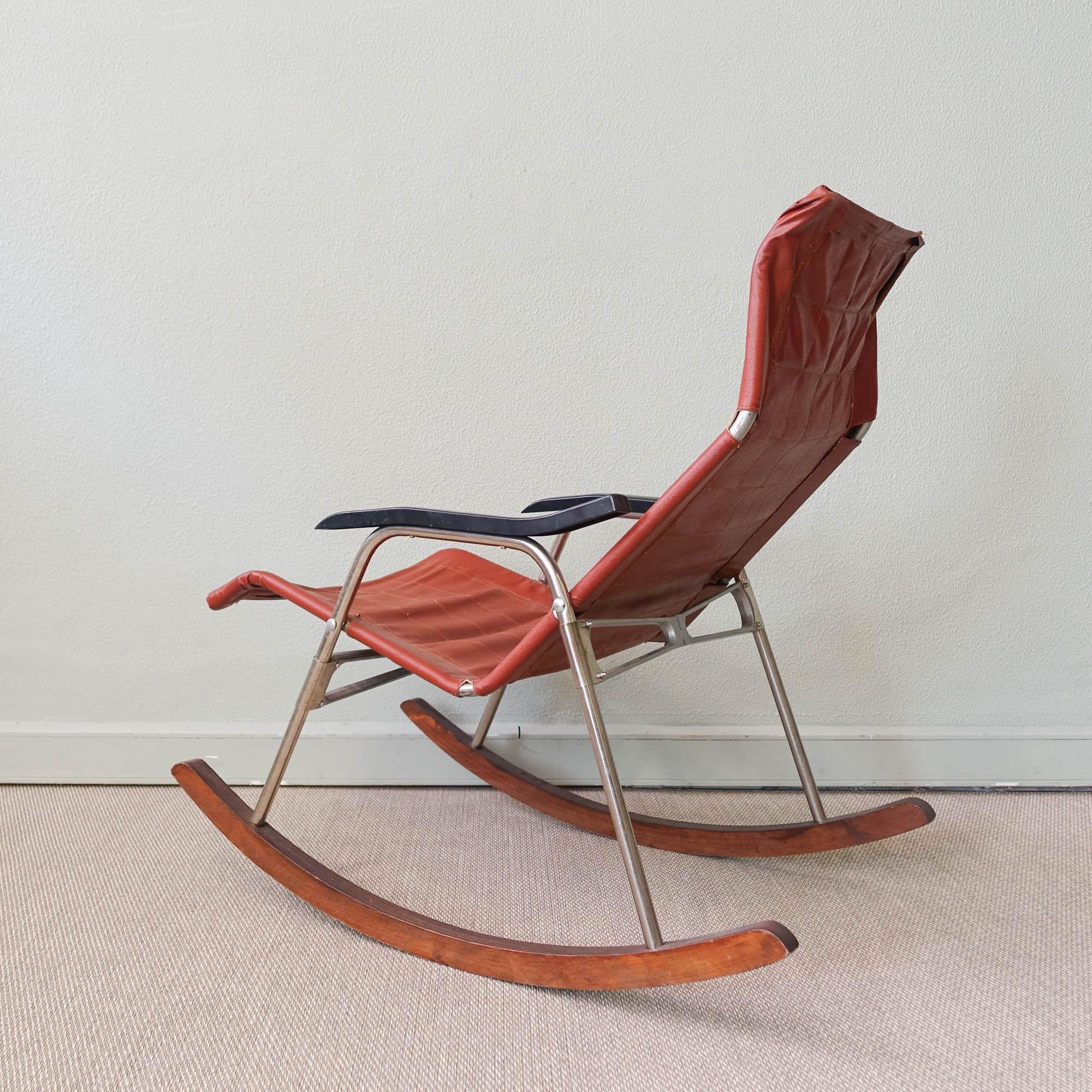 Japanese Foldable Rocking Chair by Takeshi Nii, 1950's at 1stDibs