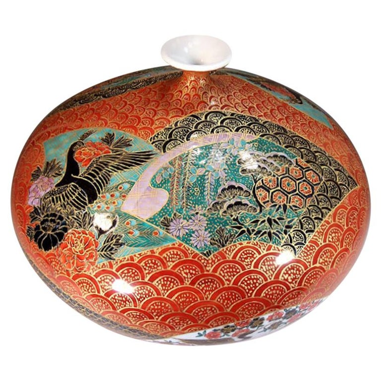 Japanese Gold Red Porcelain Vase by Contemporary Master Artist For Sale ...