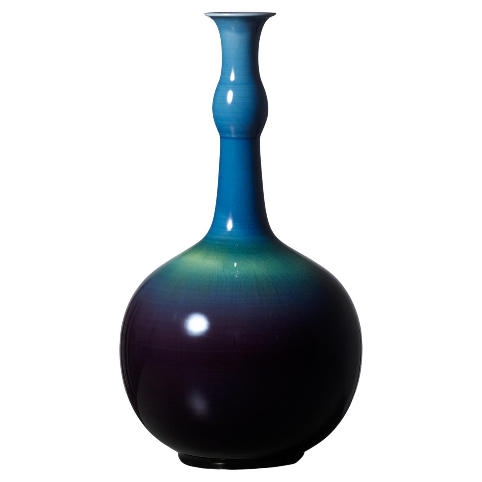Japanese Kutani-Ware Porcelain Vase by the Famous Tokuda Yasokichi III ...