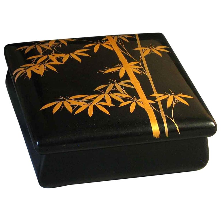 Japanese Lacquer Box by Zohiko 'Nishimura Hikobei', 20th Century at ...