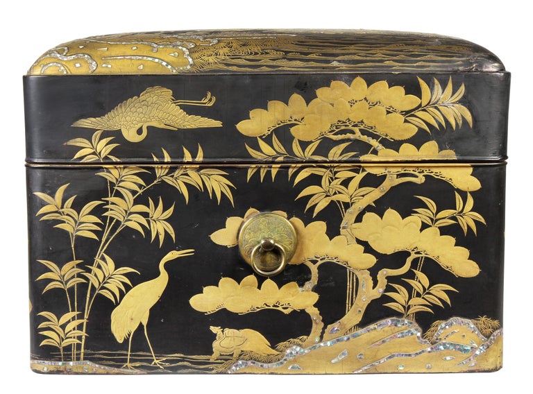 Japanese Lacquer Box at 1stDibs