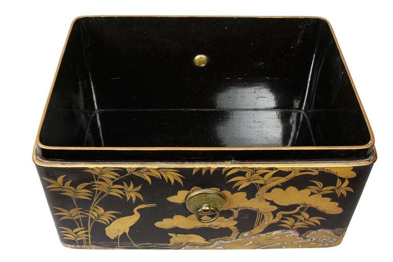 Japanese Lacquer Box at 1stDibs