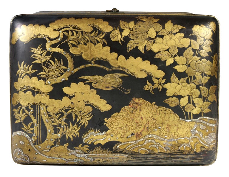 Japanese Lacquer Box at 1stDibs