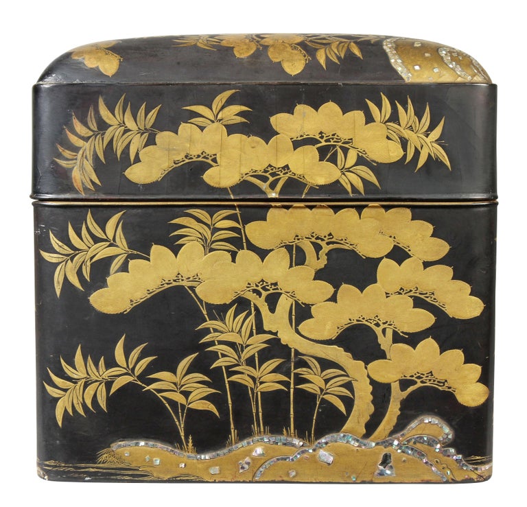 Japanese Lacquer Box at 1stDibs