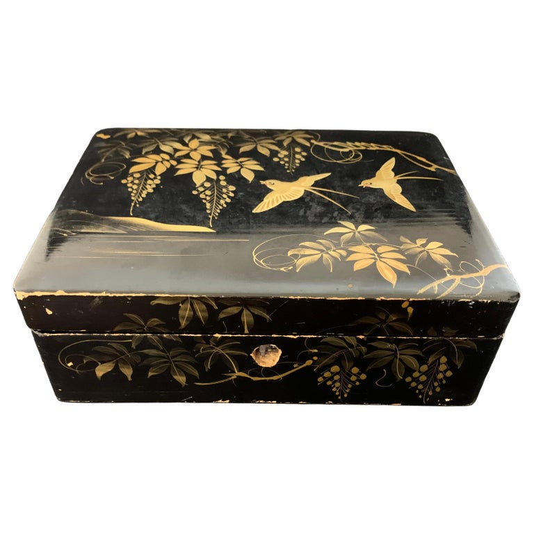 Japanese Lacquer Box at 1stDibs