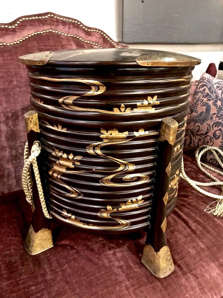 Japanese Lacquer Hatbox, Meiji Period at 1stDibs