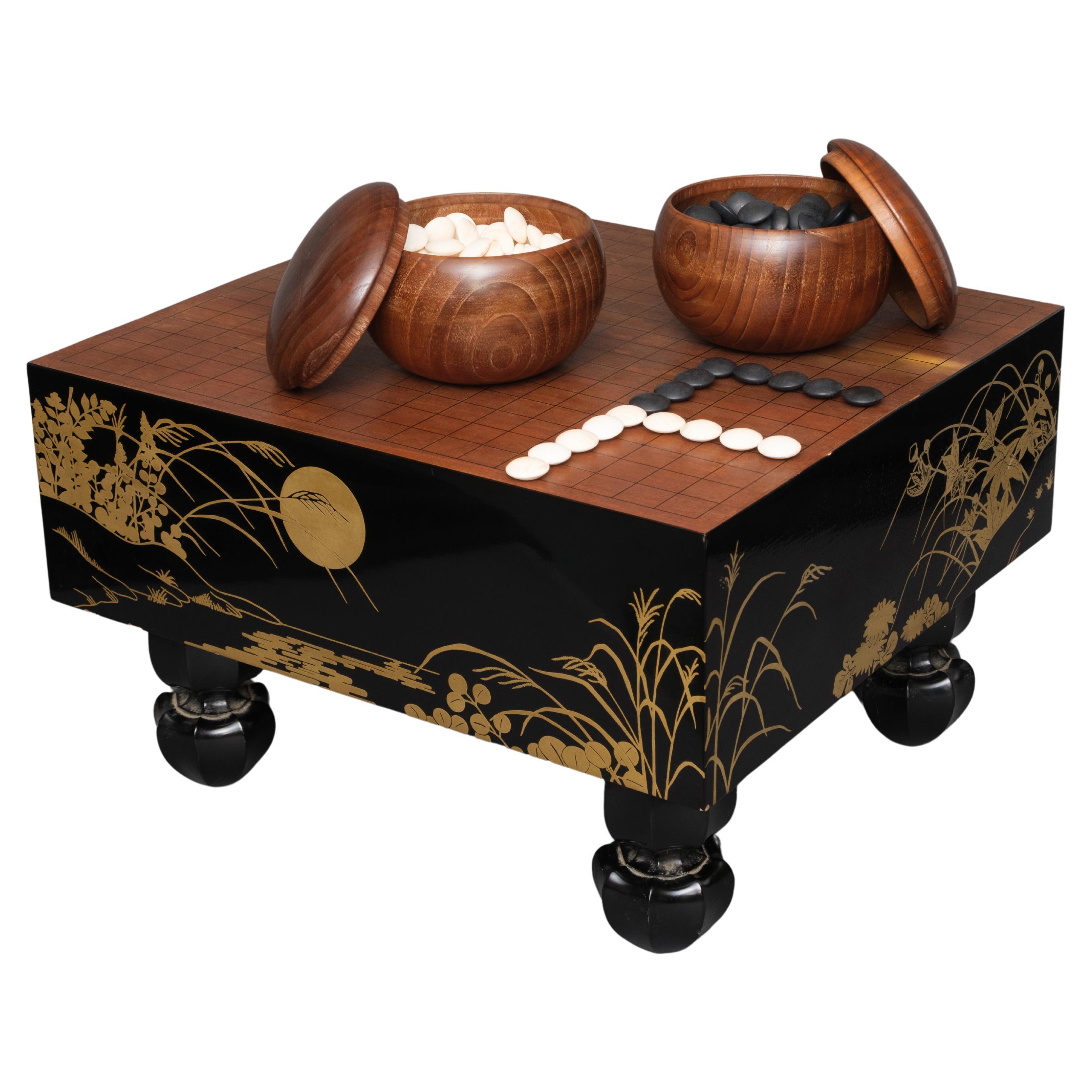 Mesa de juego de go japonés de madera maciza lacada 碁盤 (goban) completa ...