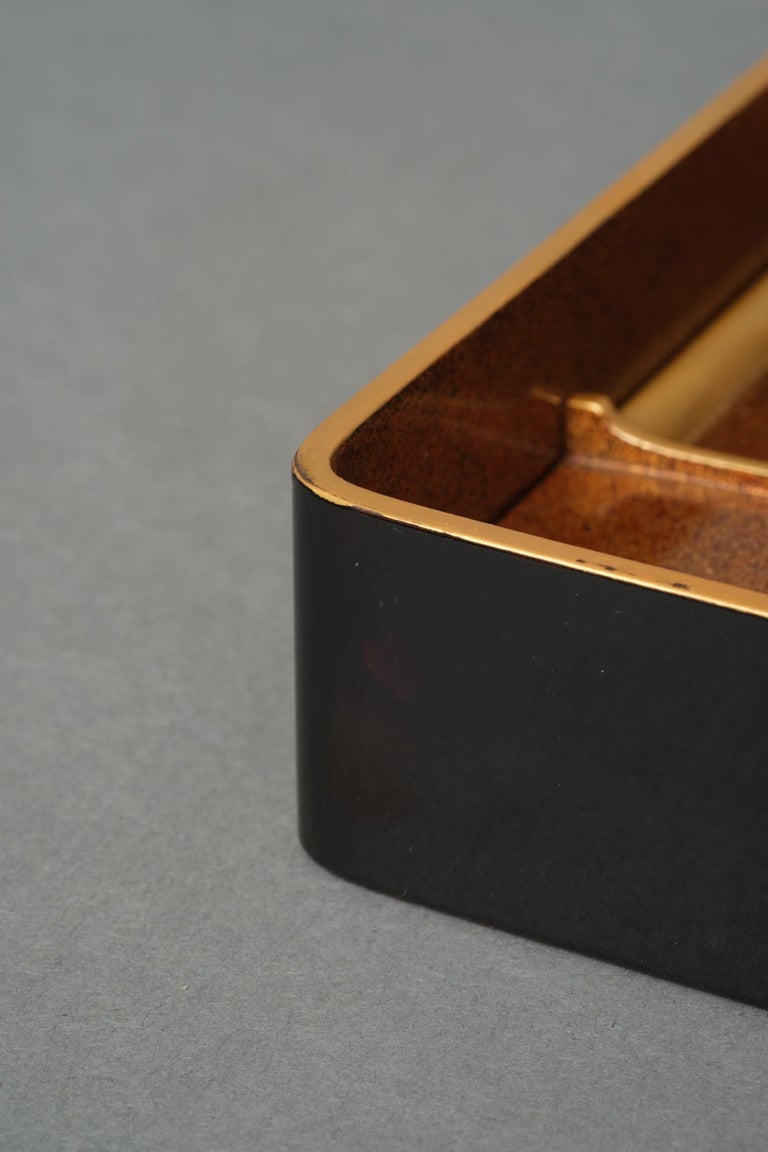 Japanese lacquer suzuri’bako 箱 with a cherry blossom and Chinese ...