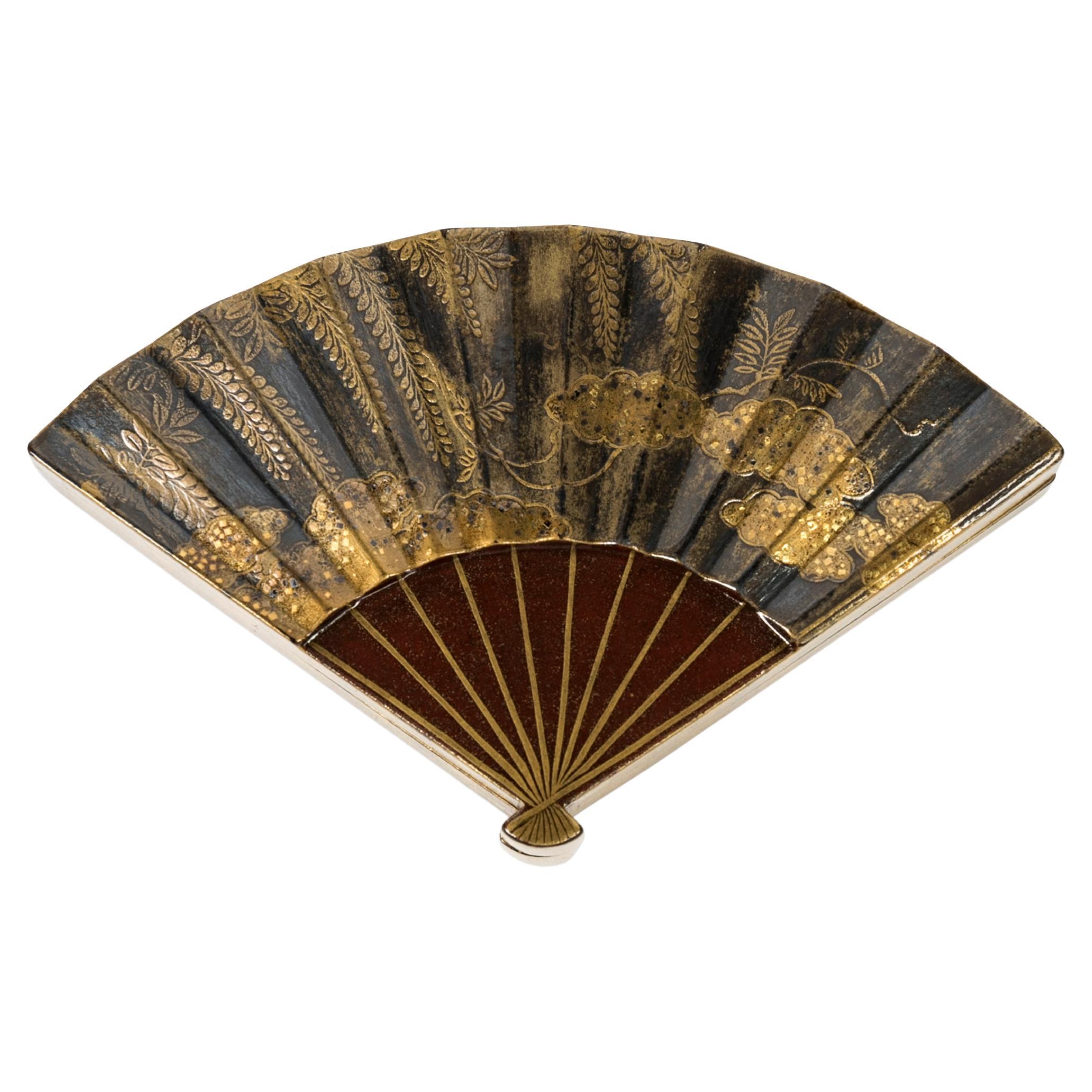 Japanese Lacquer Ware Fan-Shaped Box with Compartments For Sale at 1stDibs