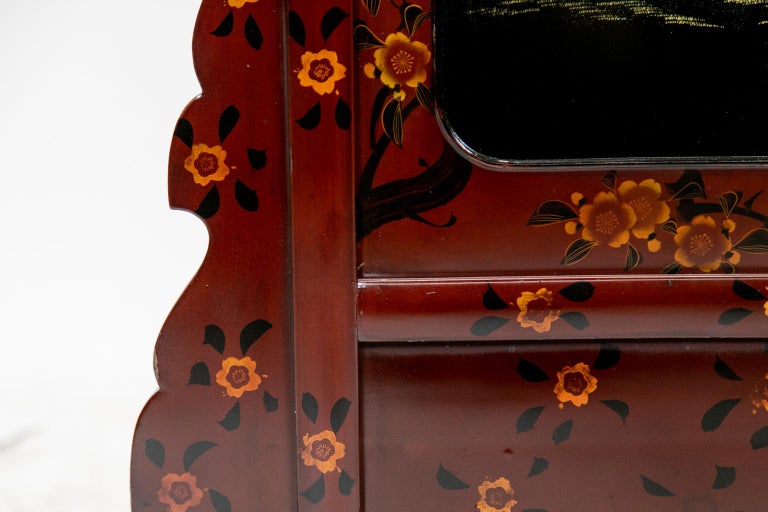 Japanese Lacquered Fire Screen at 1stDibs
