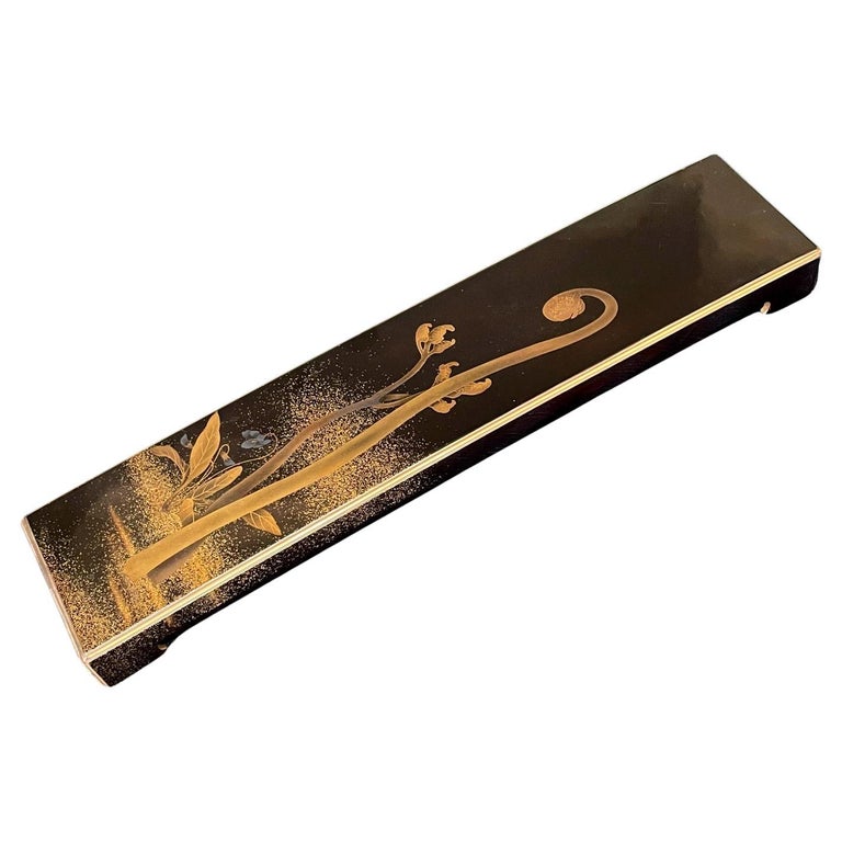 Japanese Lacquered Maki-e Poem Box Meiji Period For Sale at 1stDibs