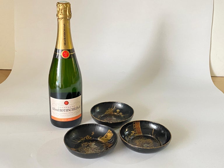 Japanese laquered Papier Mâché Circular Cups Hand-Painted, circa 1910 ...