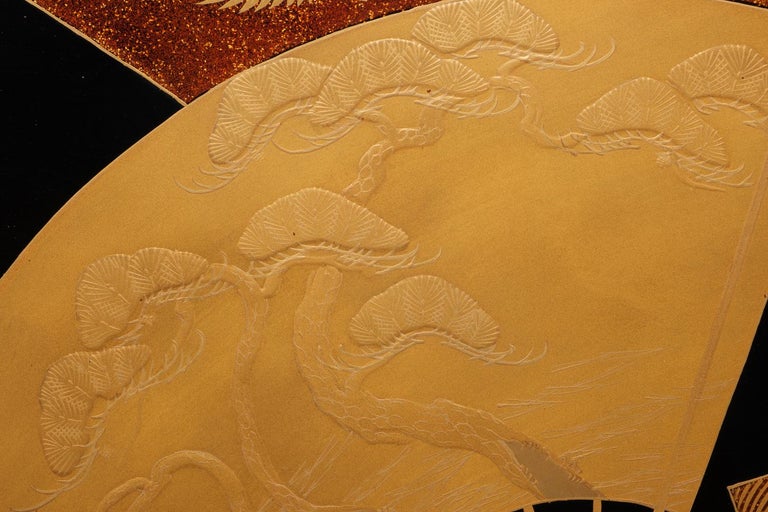 Japanese large lacquer serving tray 広蓋 (hirobuta) with an open fan ...