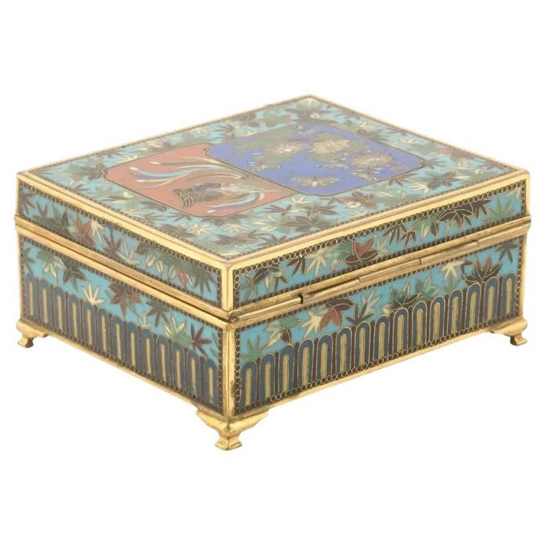 Japanese Late Meiji Cloisonne Enamel Trinket Box For Sale at 1stDibs