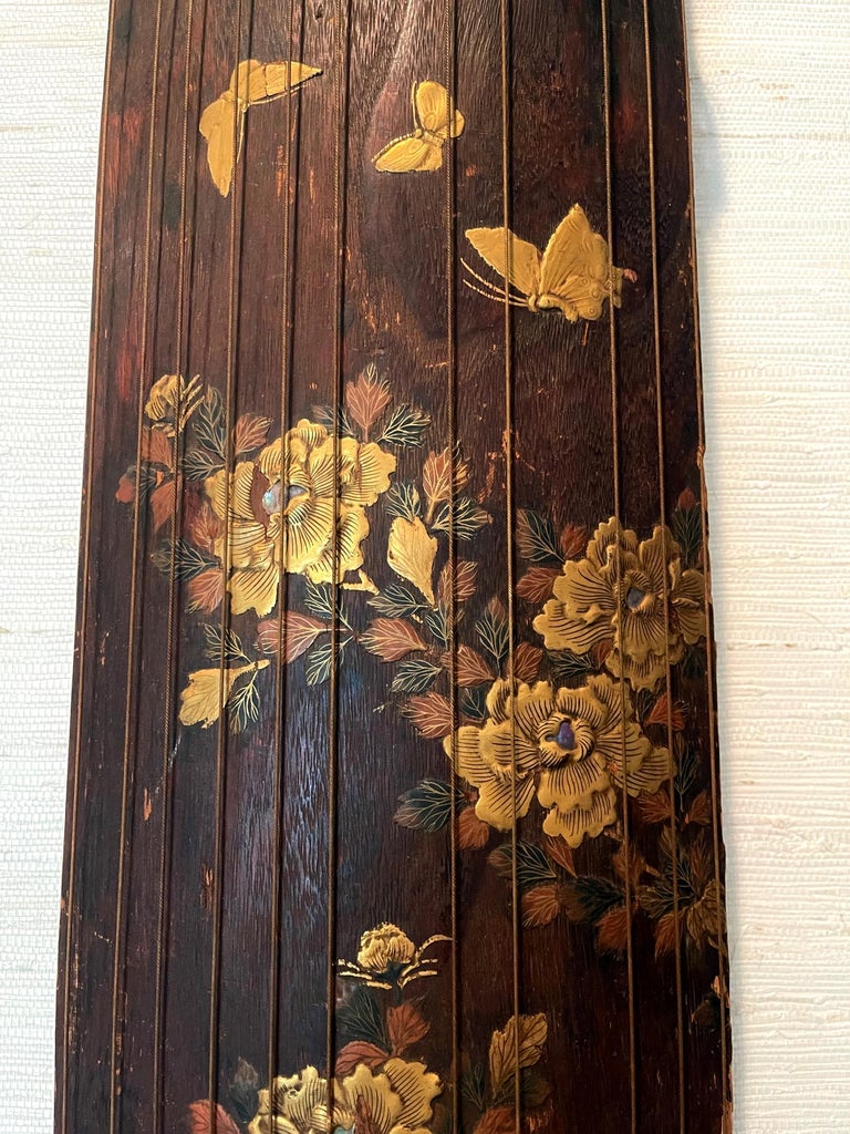 Japanese Meiji Han Koto with Maki-e Lacquer Decoration For Sale at 1stDibs