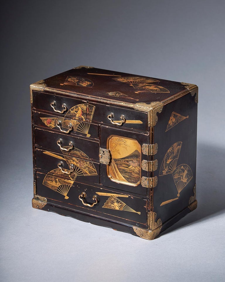 Japanese Meiji Lacquer Casket in the Manner of Akatsuka Jitoku For Sale ...