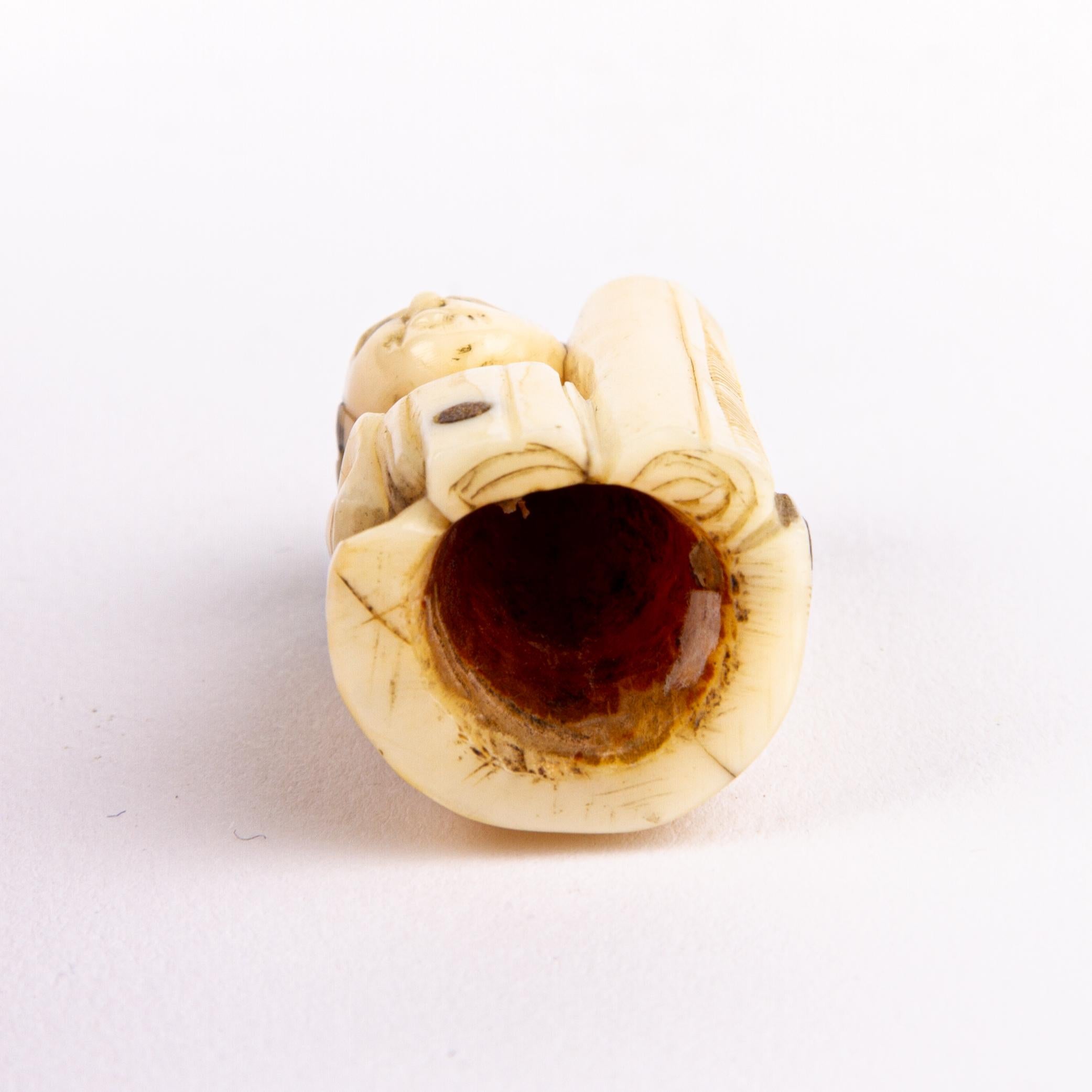Japanese Meiji Netsuke Inro For Sale at 1stDibs