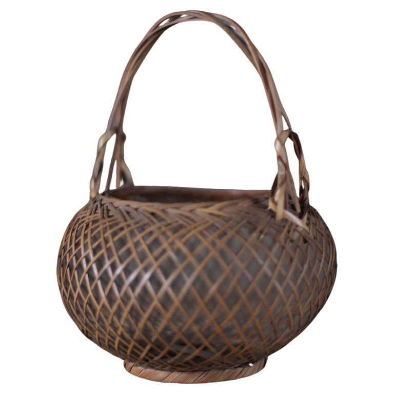 Japanese Old Bamboo Woven Vase / Flower Vase Late 19th Century For Sale ...