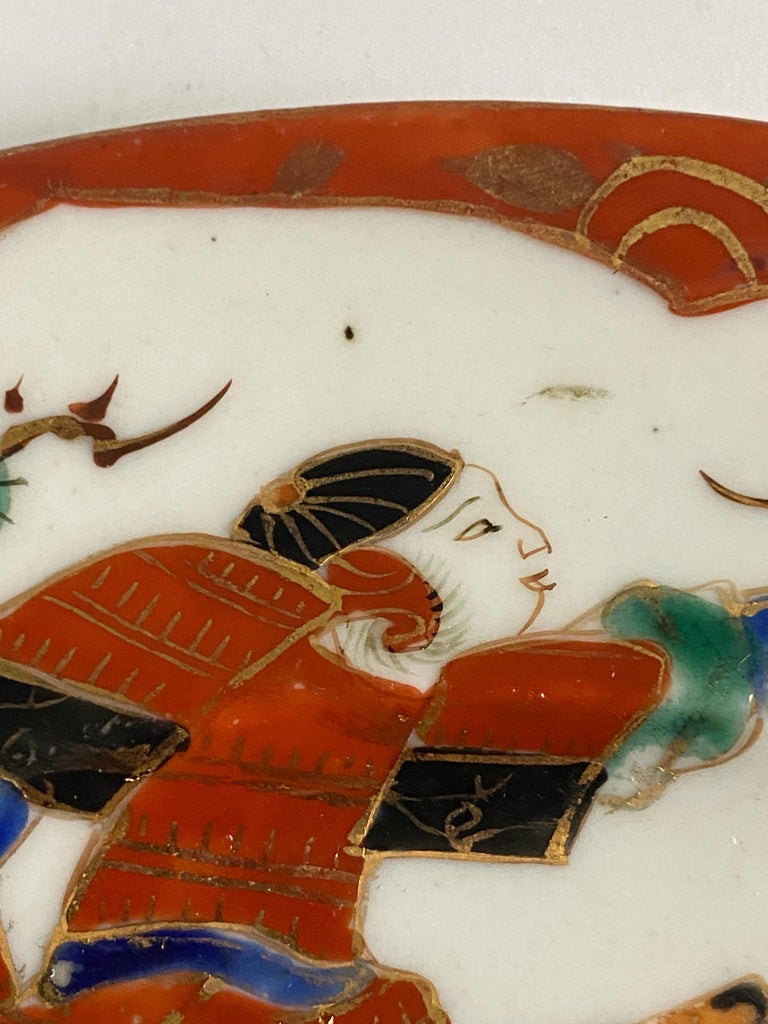 Japanese Plate, Red Color, Porcelaine, 19th Century For Sale at 1stDibs