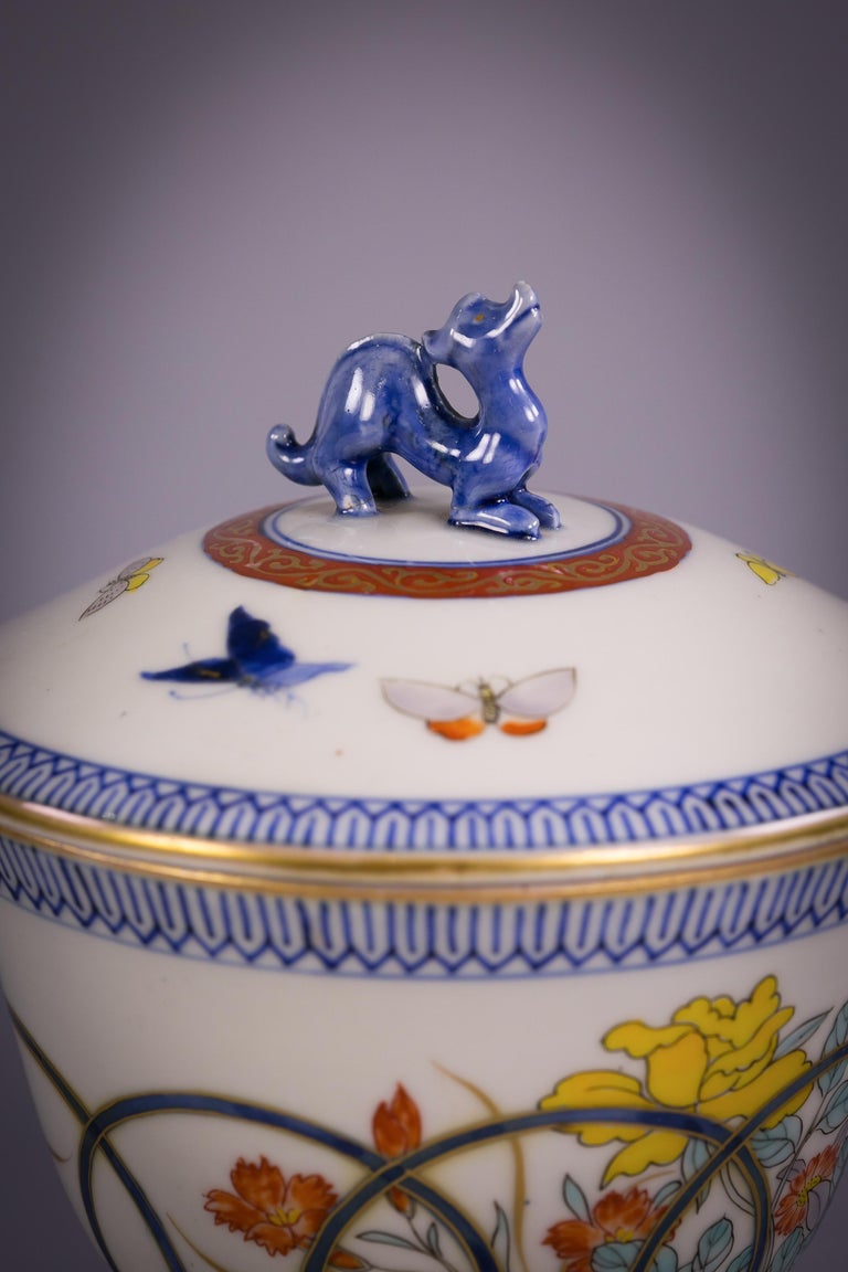 Japanese Porcelain Covered Jar, circa 1880 For Sale at 1stDibs