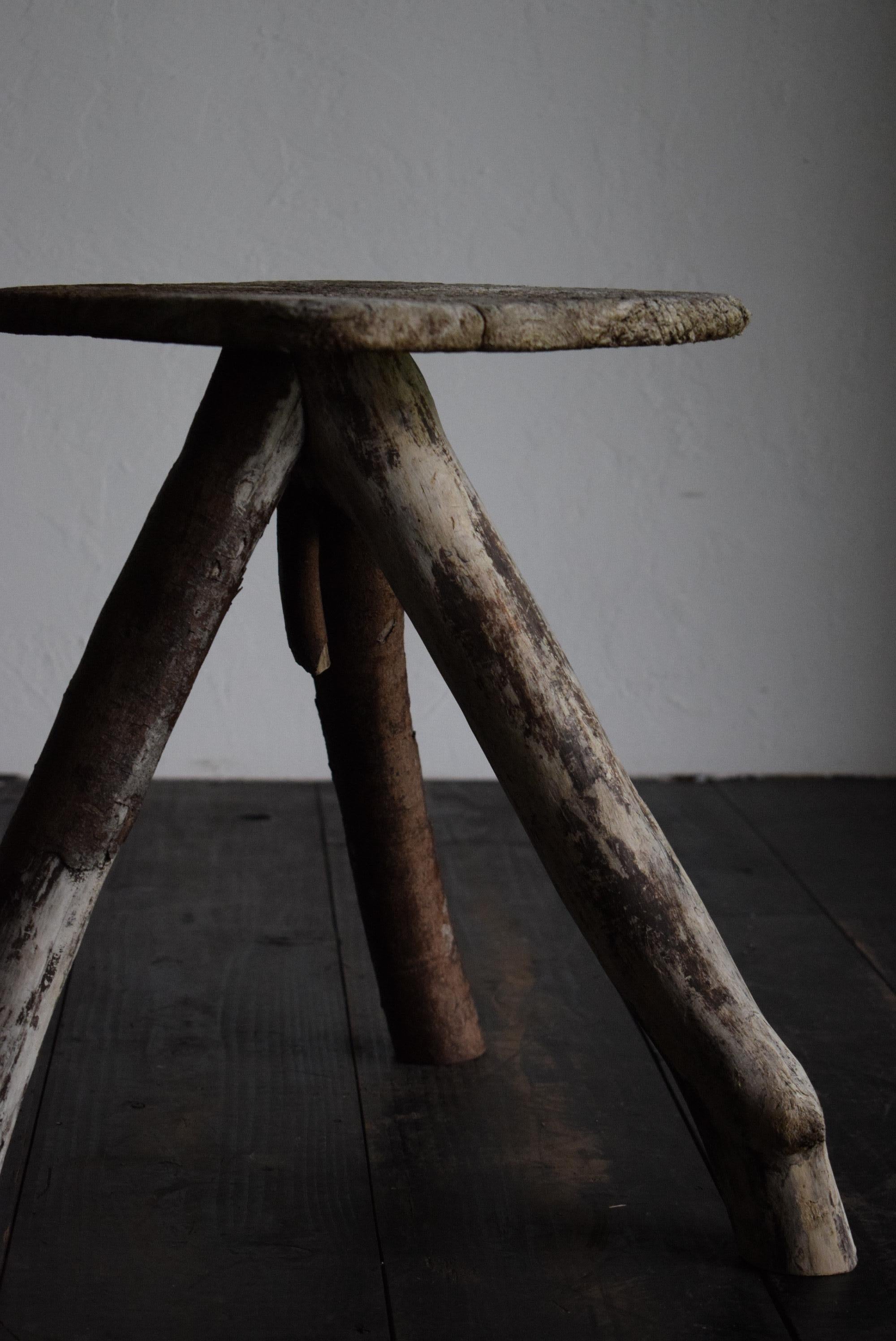 Japanese primitive stool / wabi-sabi stool / Flower stand For Sale at 1stDibs