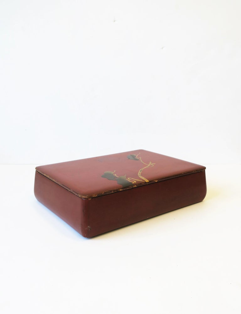 Japanese Lacquer Box For Sale at 1stDibs