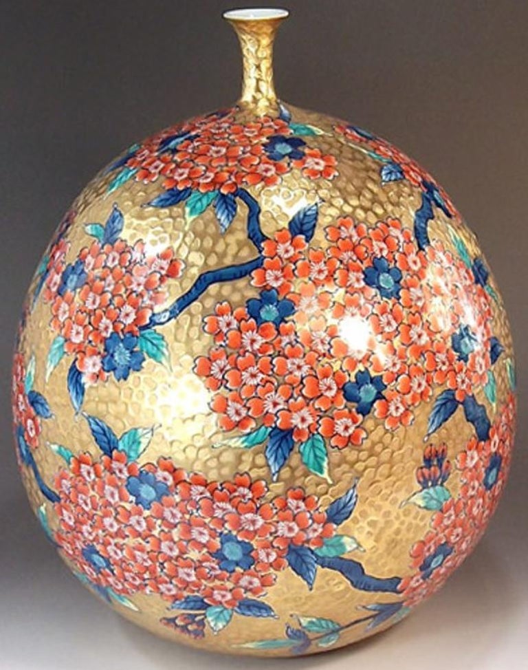 Japanese Red and Gold Porcelain Vase by Contemporary Master Artist For ...