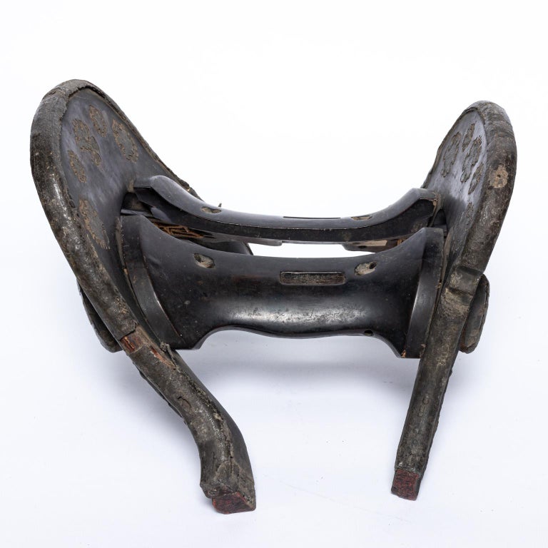 Japanese Samurai Riding Saddle with Snowflake Inlay For Sale at 1stDibs