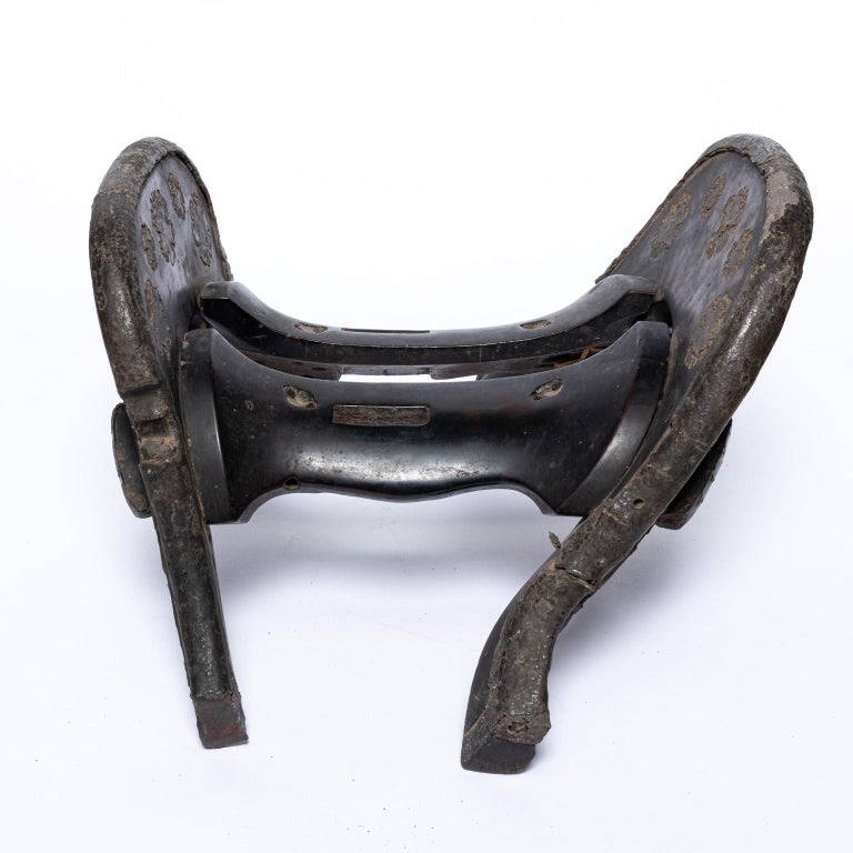 Japanese Samurai Riding Saddle with Snowflake Inlay For Sale at 1stDibs