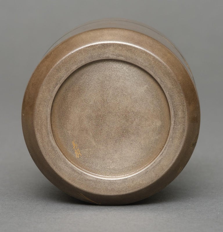 Japanese Silver Lacquer Tea Caddy 棗 'Natsume' with Autumn Leaves 椛 'Momiji' For Sale at 1stDibs