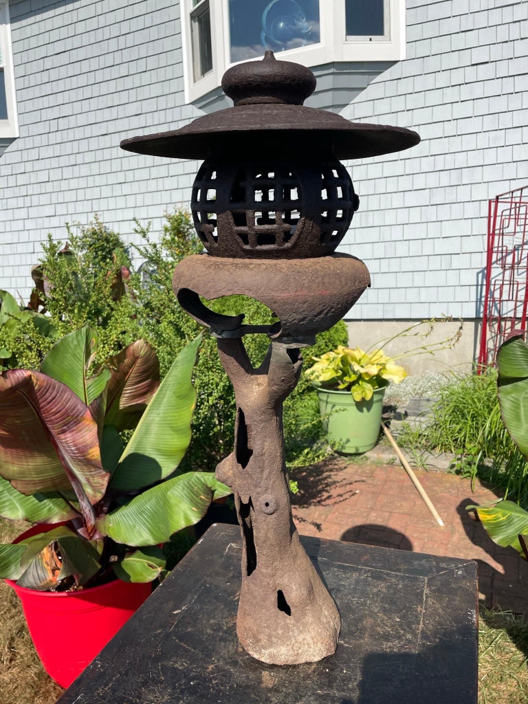 Japanese Small Antique Natural Tree Trunk Garden Lantern For Sale at ...