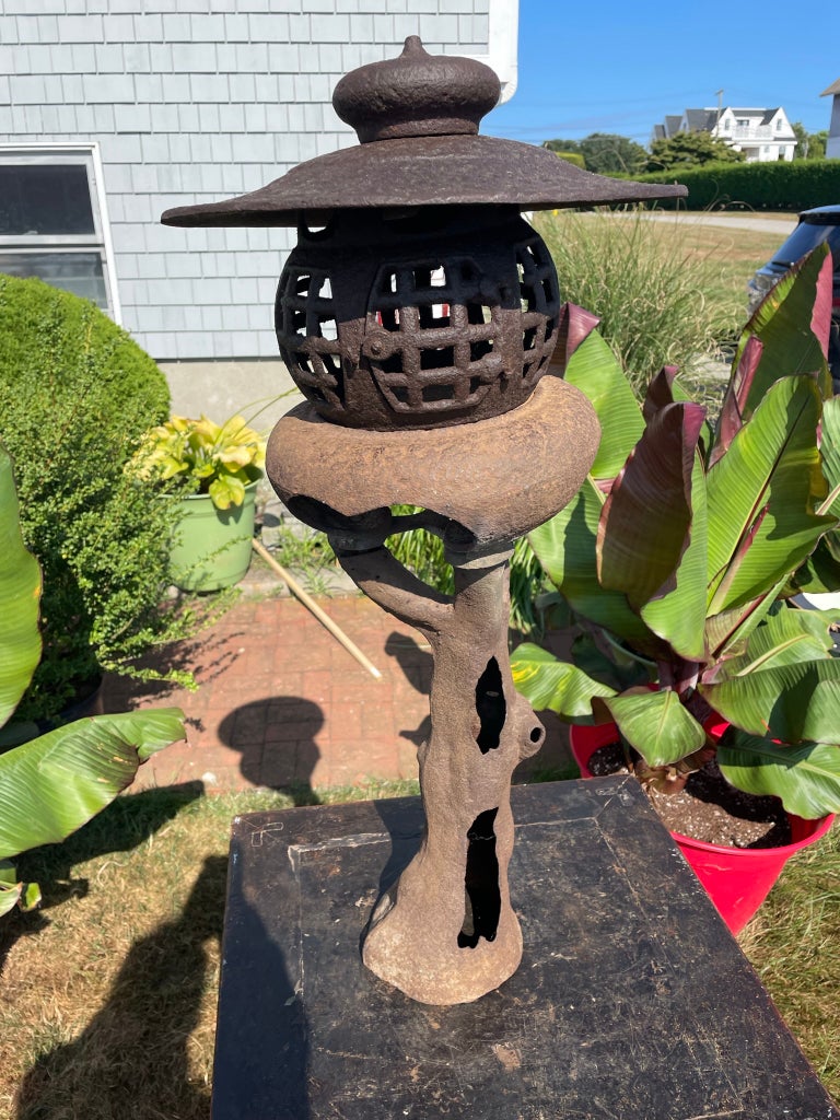 Japanese Small Antique Natural Tree Trunk Garden Lantern For Sale at ...