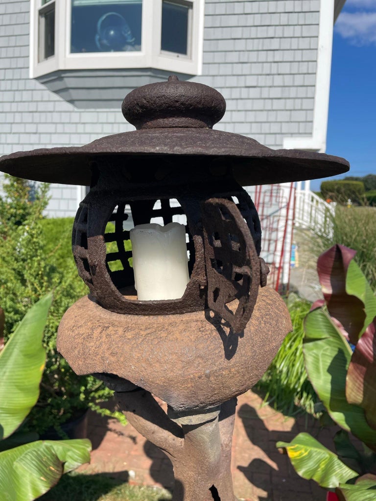 Japanese Small Antique Natural Tree Trunk Garden Lantern For Sale at ...