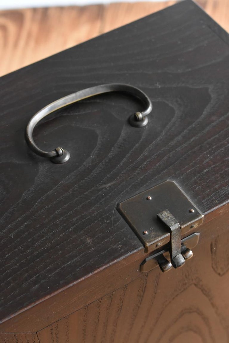 Japanese Small Wooden Box with Beautiful Wood Grain Made of Mulberry ...