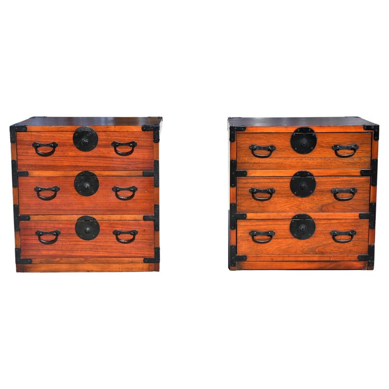 Japanese Tansu Chests Bedside Tables Set of Two For Sale at 1stDibs