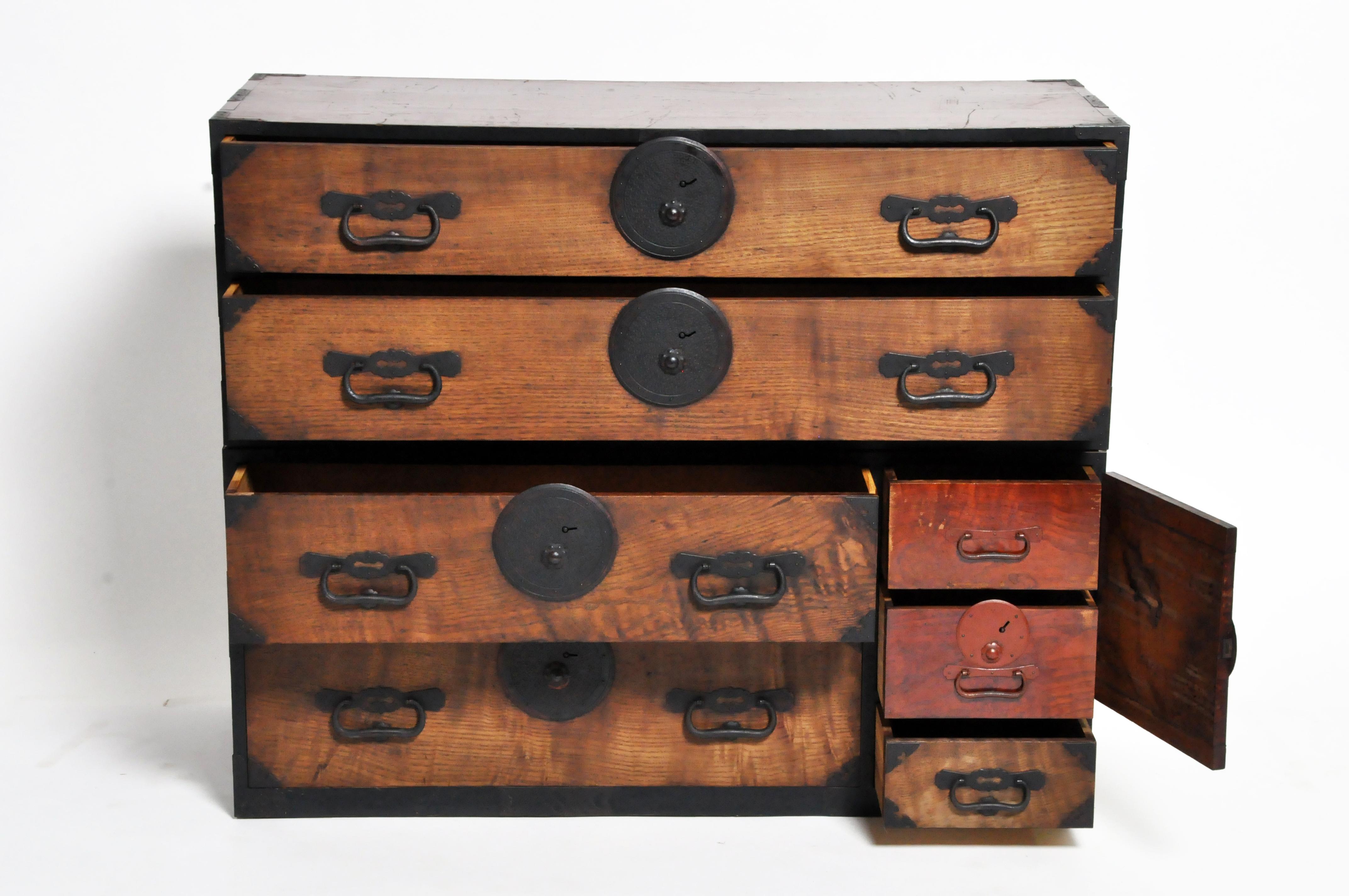 Japanese Tansu with Hand-Forged Hardware at 1stDibs | tansu hardware ...