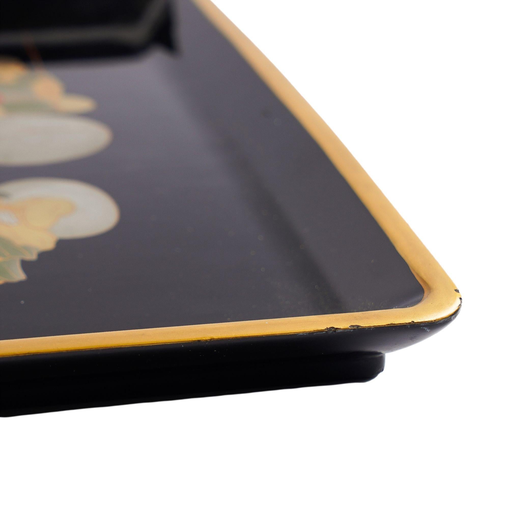 Japanese urushi lacquered and decorated tray, 1900-50 For Sale at 1stDibs