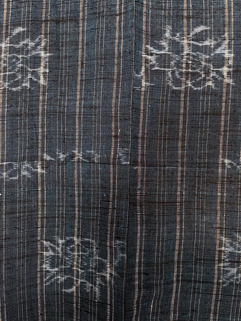 Japanese Woven Linen Kimono with Katazome Stencil Dyes For Sale at 1stDibs