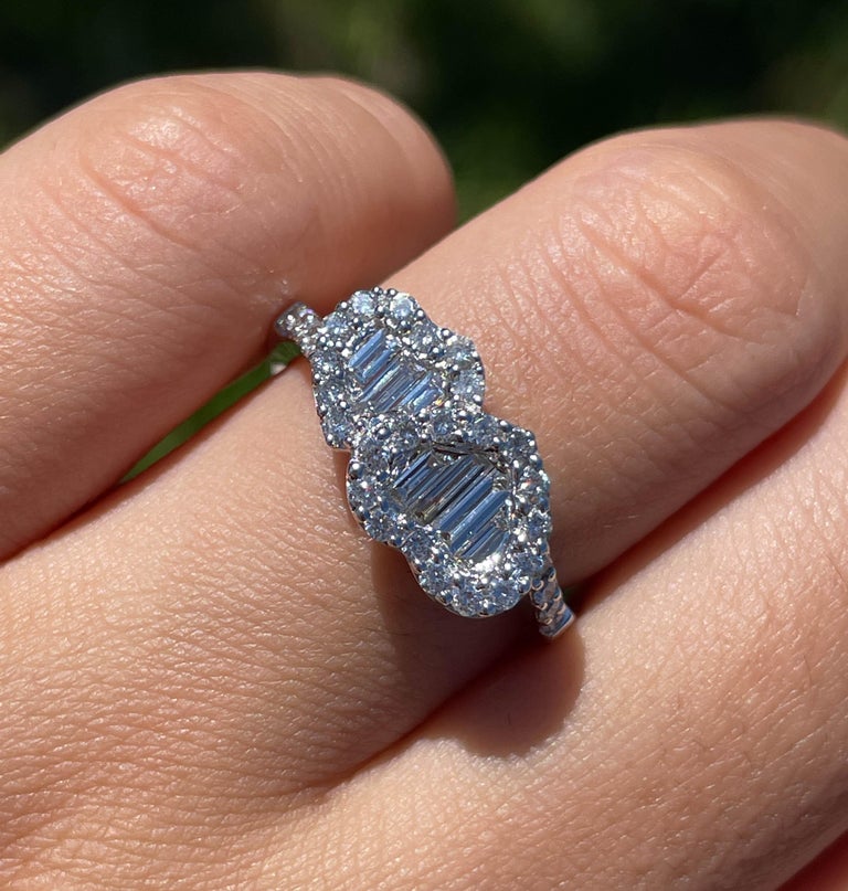 Jay Feder 18k White Gold Diamond Double Heart Cluster Ring For Sale at ...